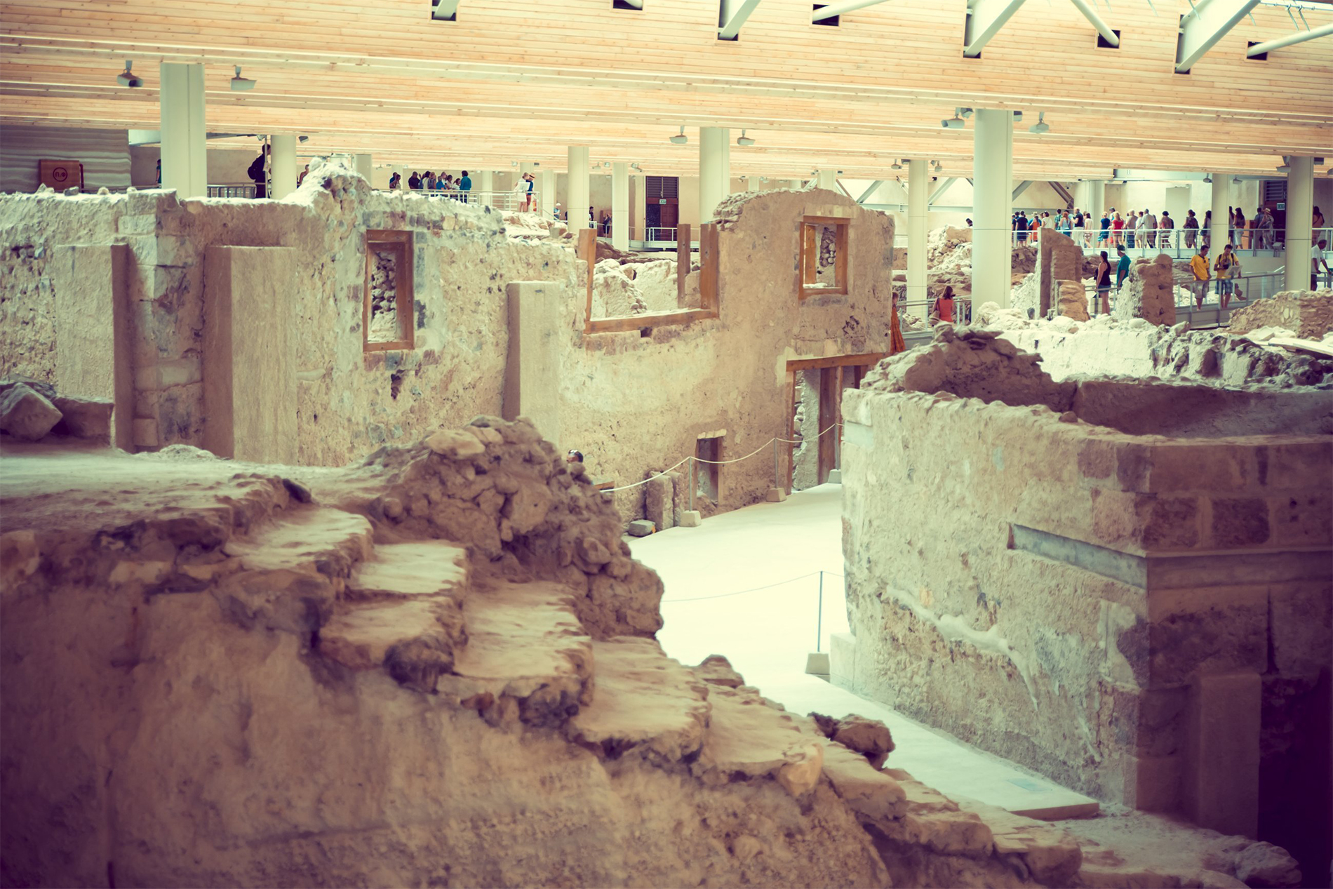 Akrotiri a time capsule that shines a light on Santorini’s past ...