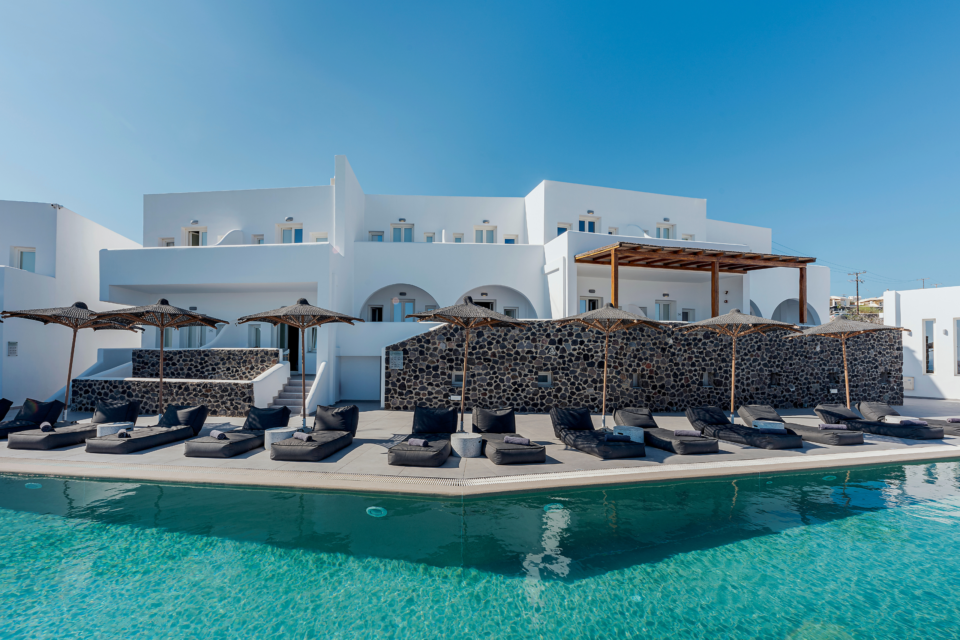 Hotel in Santorini with sunset view | SECRET VIEW HOTEL