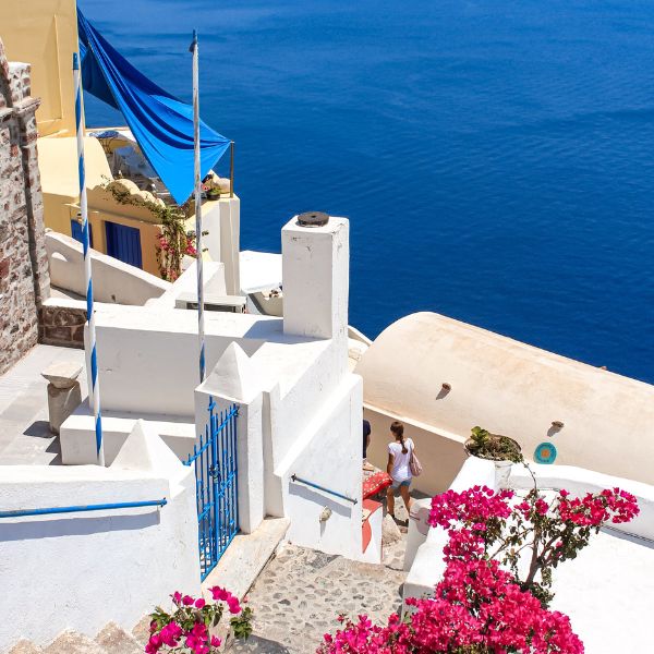 The Architecture of Oia - Secret Hotels